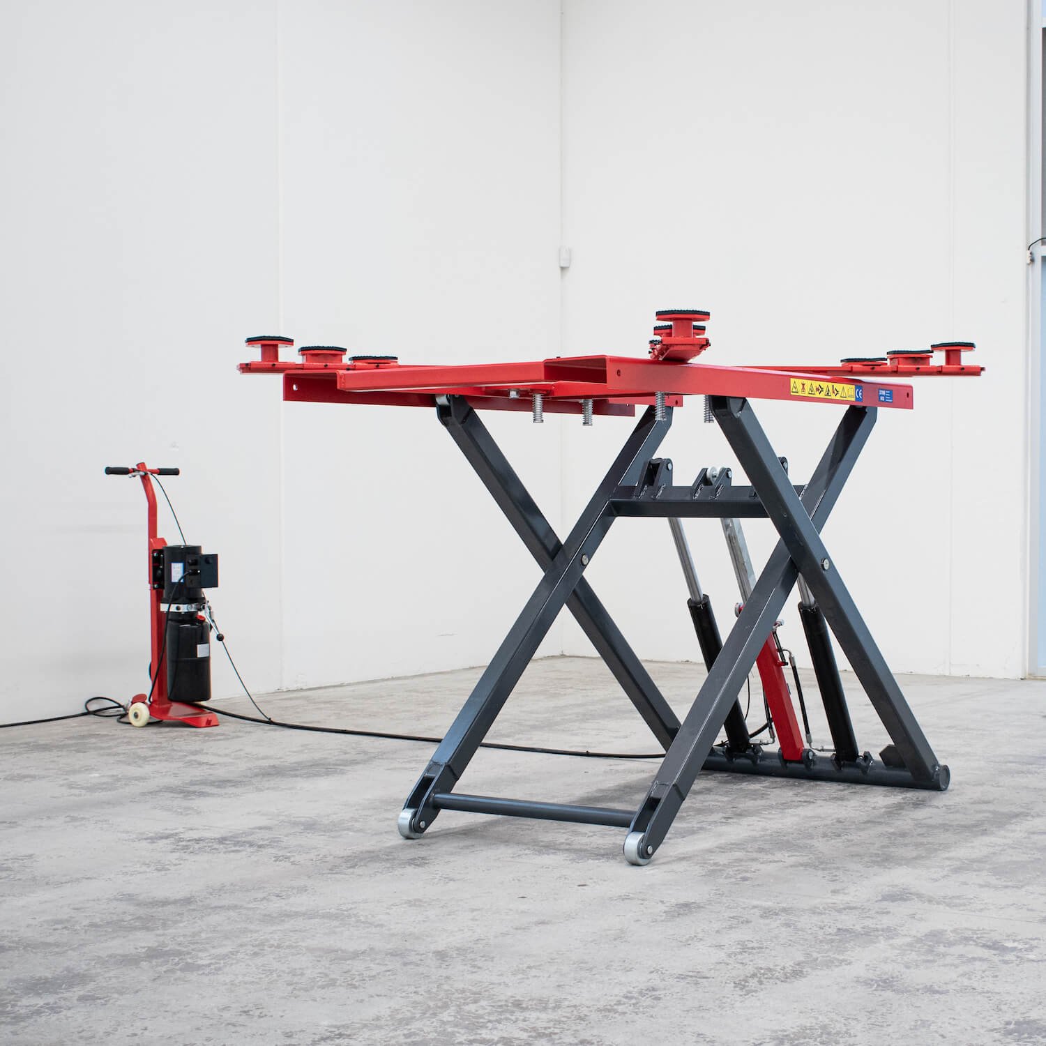 Flyttbar saxlyft - 2700 kg. - Hög kvalitet - Billigt pris - Nimalift